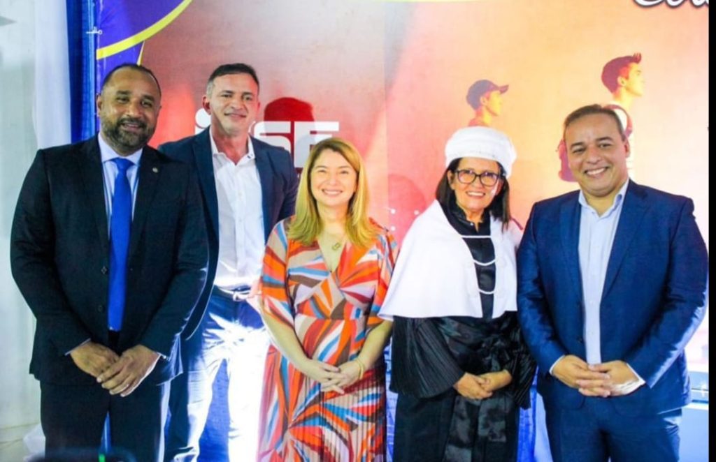 Paço do Lumiar - Fred Campos leva Iracema para 'testar popularidade' no ...